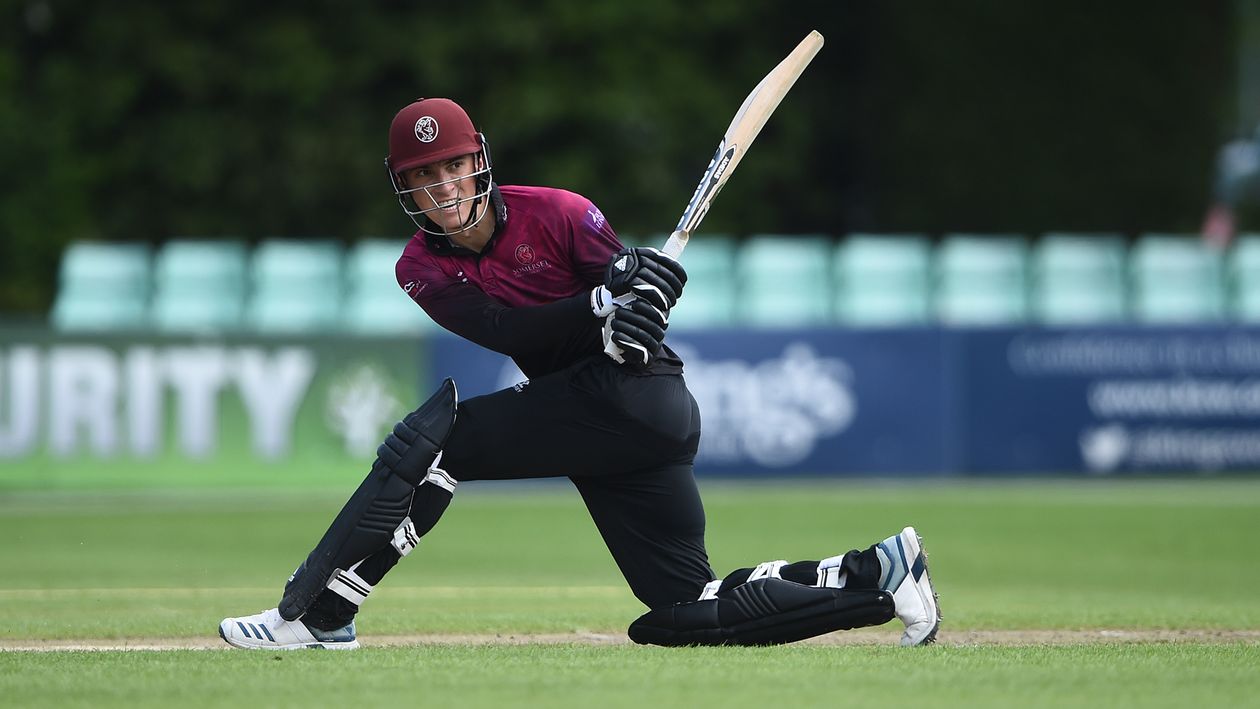 Tom Banton century inspires Somerset victory over Kent