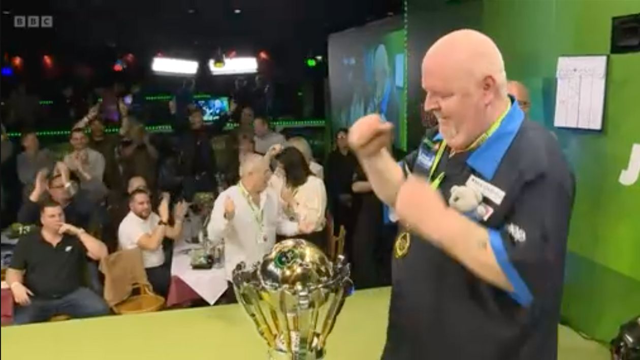 Darts results: Robert Thornton wins World Seniors Darts Championship ...