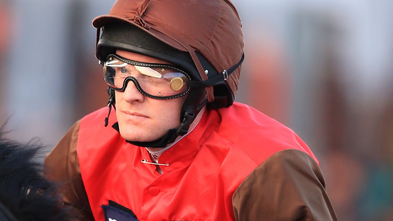 Wetherby review: Ballotin wins Bobby Renton Handicap chase for owner ...