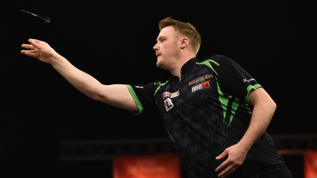 Darts results: Jim Williams beats Ricky Evans to win Players Championship 6