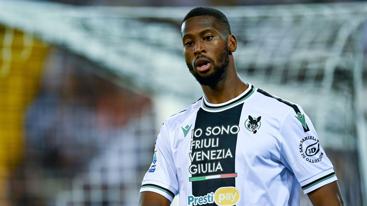 Everton complete the signing of Beto from Udinese