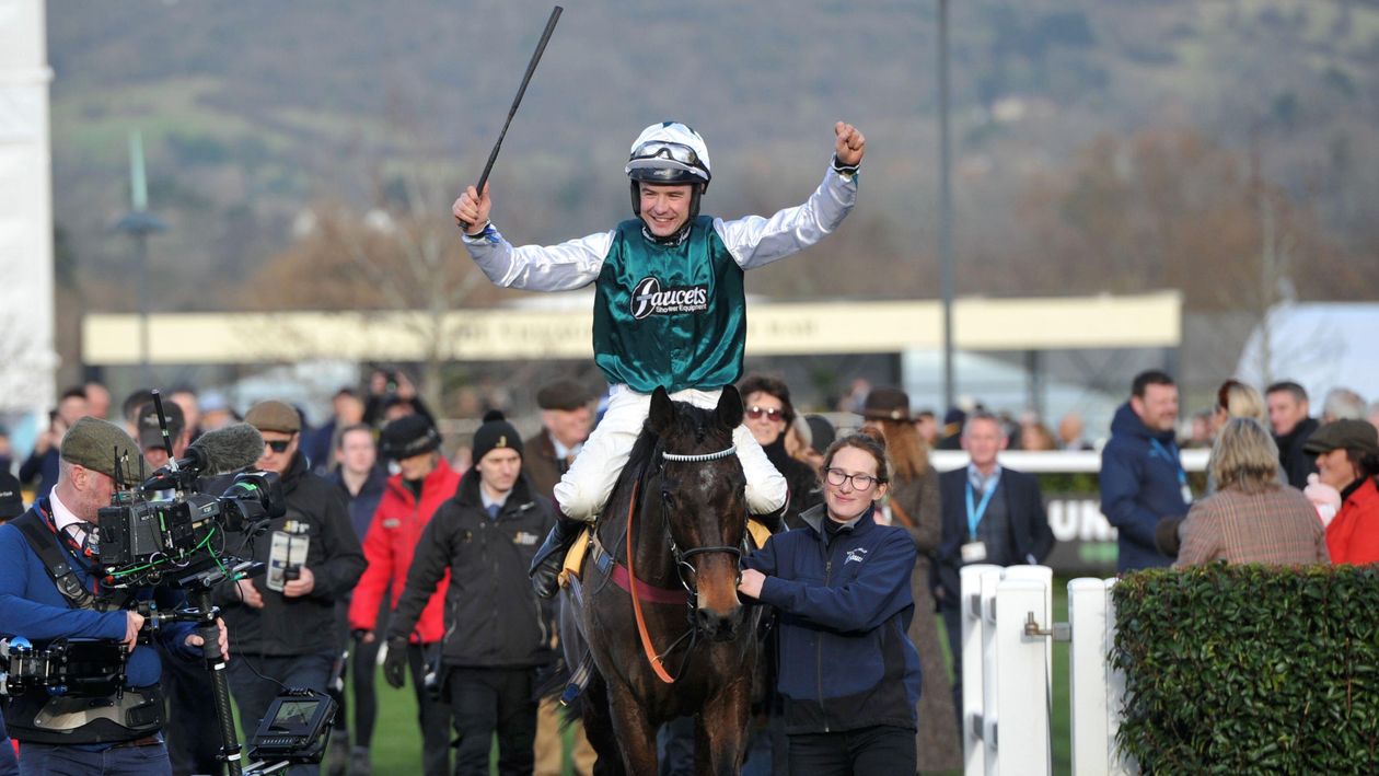 Boodles Cheltenham Gold Cup runners: L'Homme Presse out