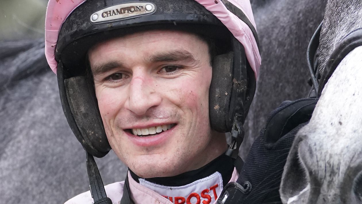 Real Steel gallops on gamely for Munster National triumph