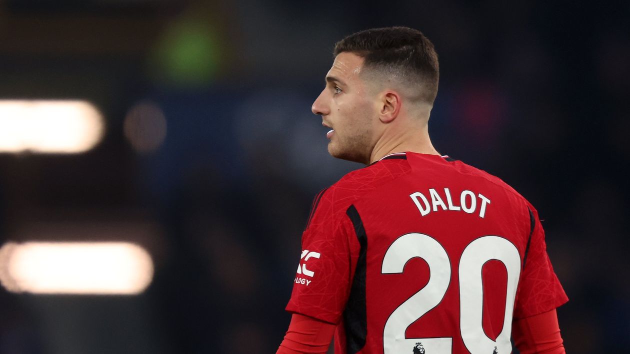 Diogo Dalot: How Manchester United full-back is helping Red Devils ...