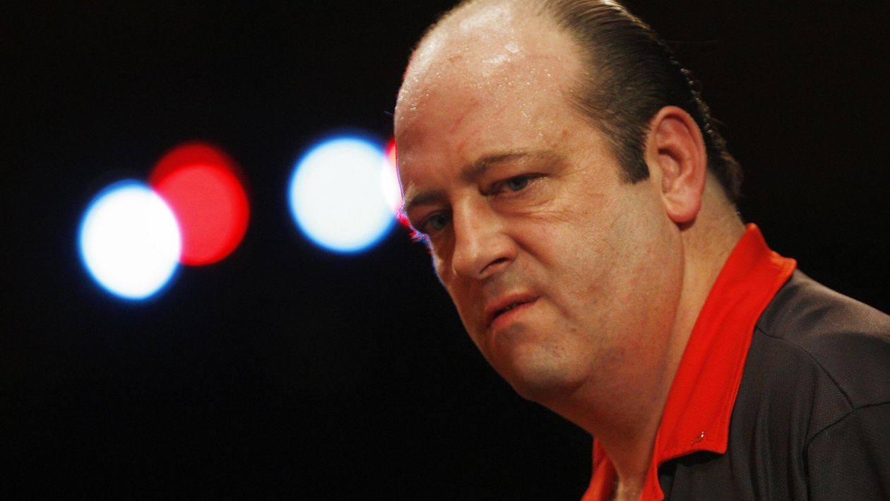 Former world darts champion Ted Hankey admits sexually assaulting a woman