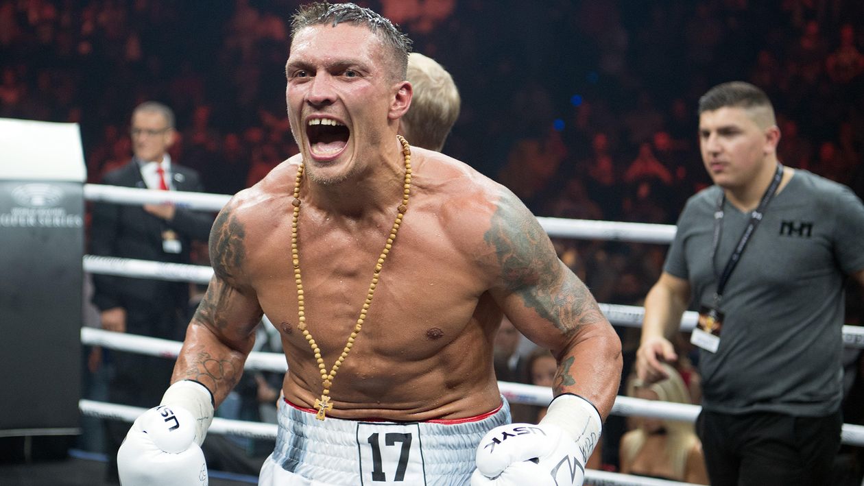 Oleksandr Usyk knocks out Daniel Dubois in ninth to retain heavyweight ...