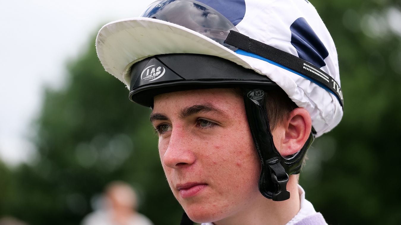Jockey Rossa Ryan breaks collarbone