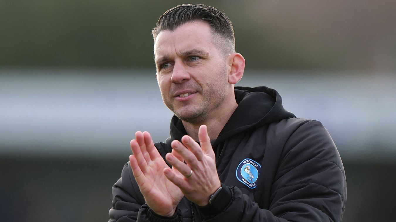 Matt Bloomfield leaves Wycombe to become Luton manager
