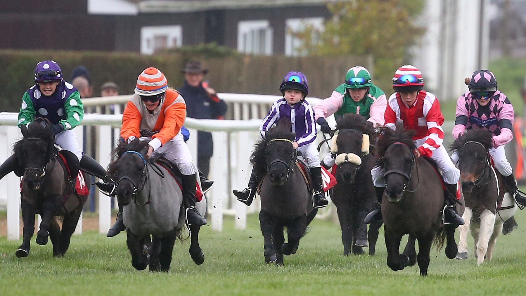 Ryan Moore's son picks up first ride for Charlie Appleby at Kempton on ...