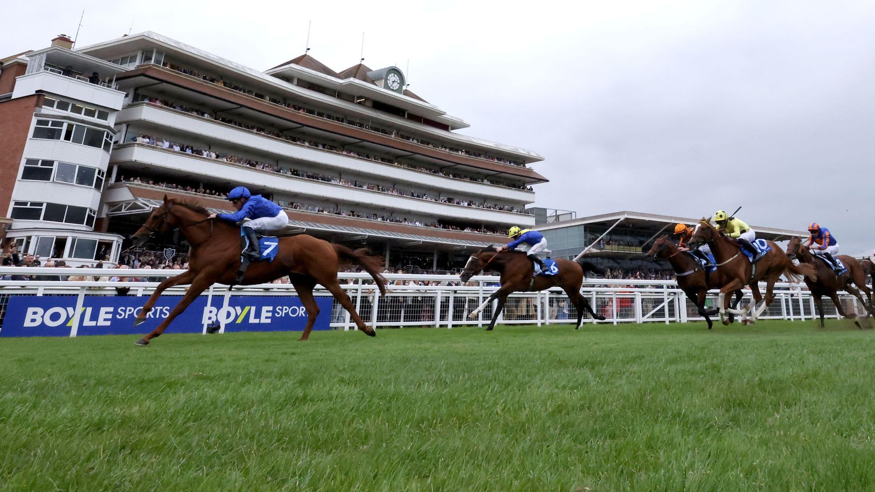 Live racing blog: Trackside Live updates from Lockinge day at Newbury