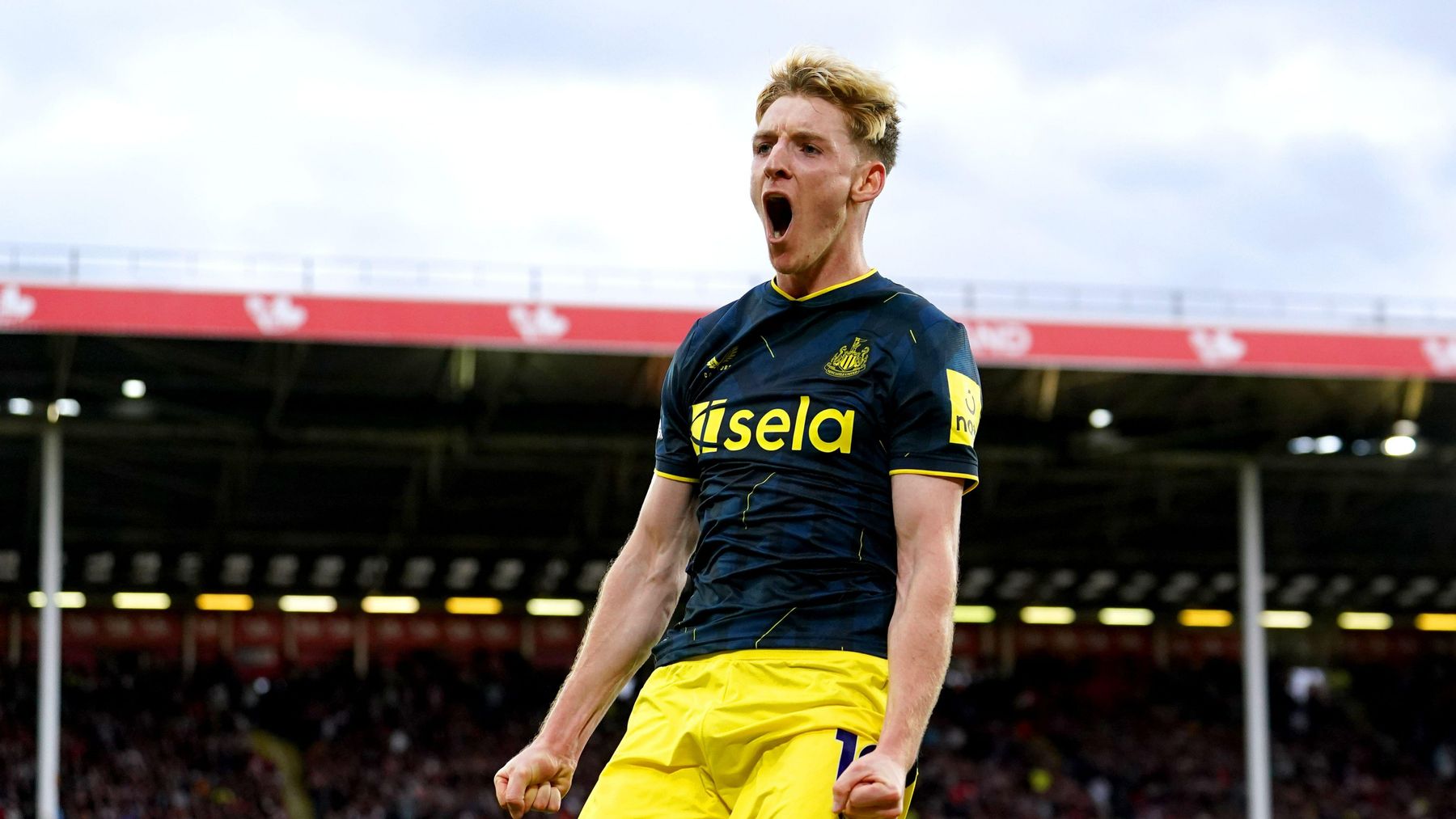 Newcastle vs Manchester City Carabao Cup betting tips, BuildABet, best ...