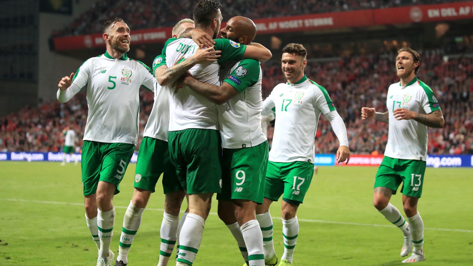 Euro 2020 qualifying: Republic of Ireland score late equaliser v ...