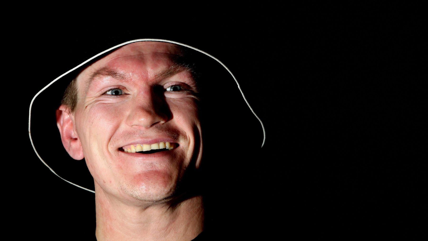 Ricky Hatton dies aged 46: Boxing fans in mourning after death of ...