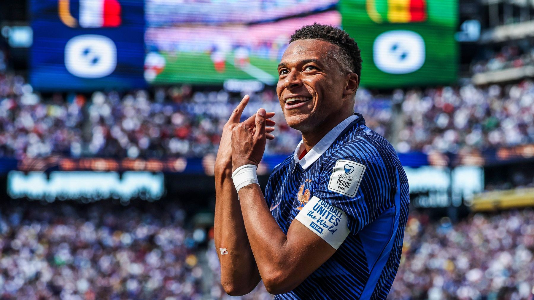 World Cup Golden Boot: Lionel Messi hat-trick, Kylian Mbappe record ...