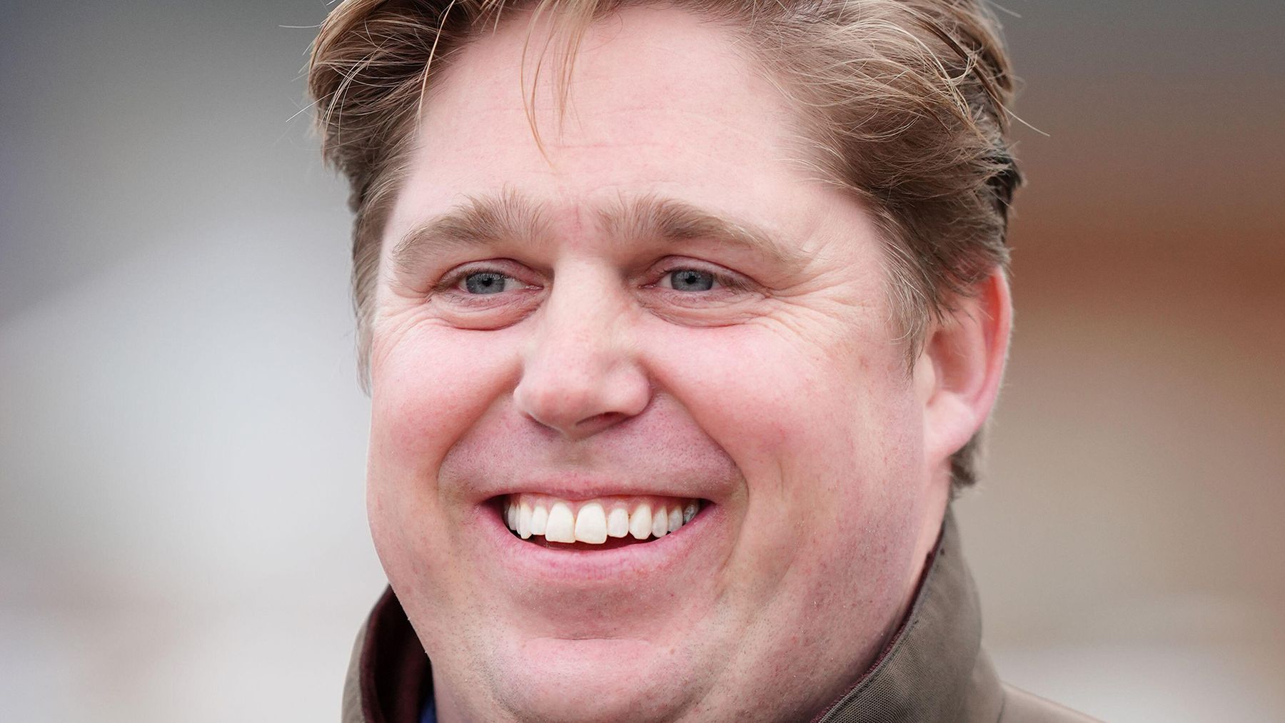 Protektorat wins Fleur De Lys Chase at Windsor for Dan and Harry Skelton