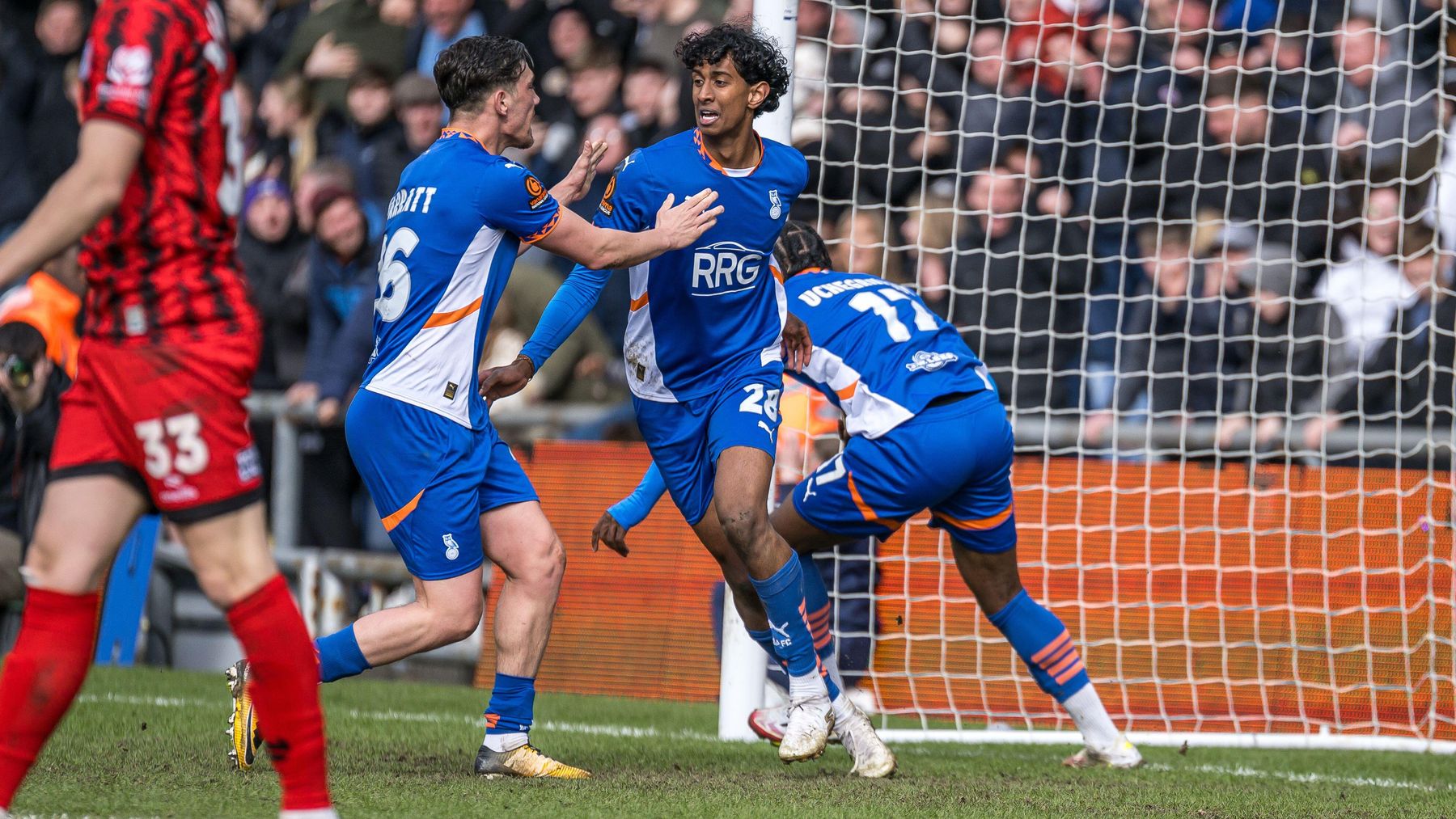 Oldham vs Southend tips, best bets and National League play-off final ...