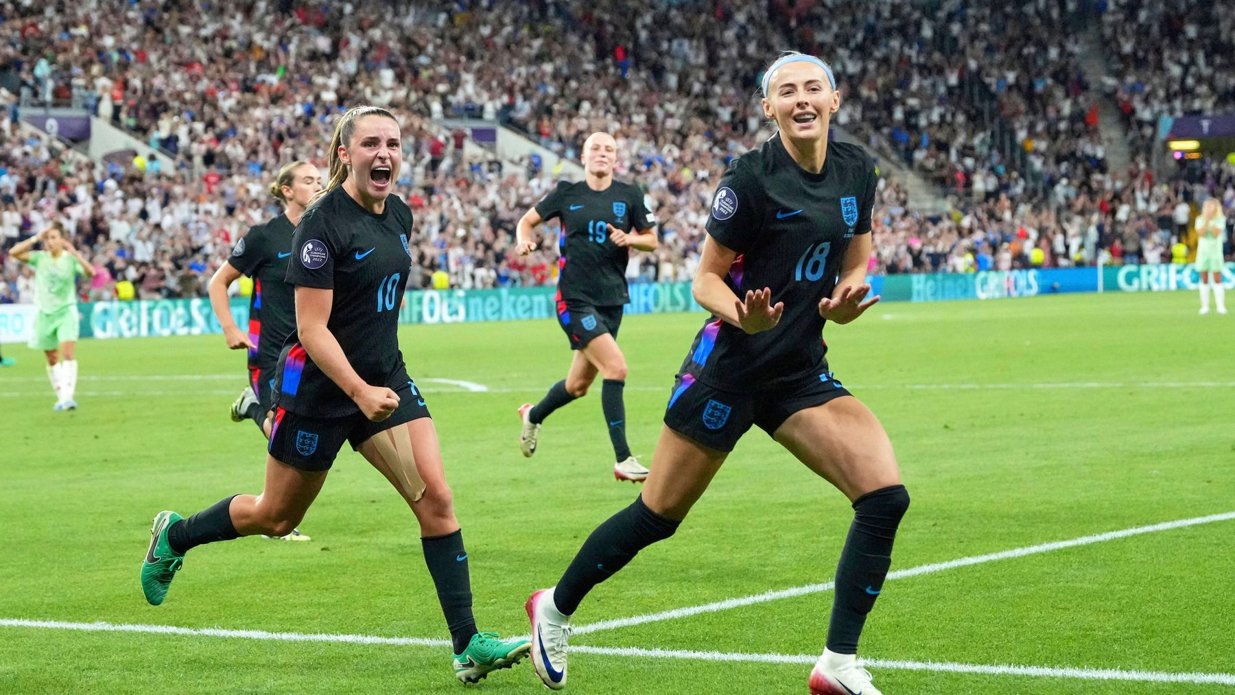 England 2-1 Italy (AET): Lionesses make final of 2025 Women's Euros ...