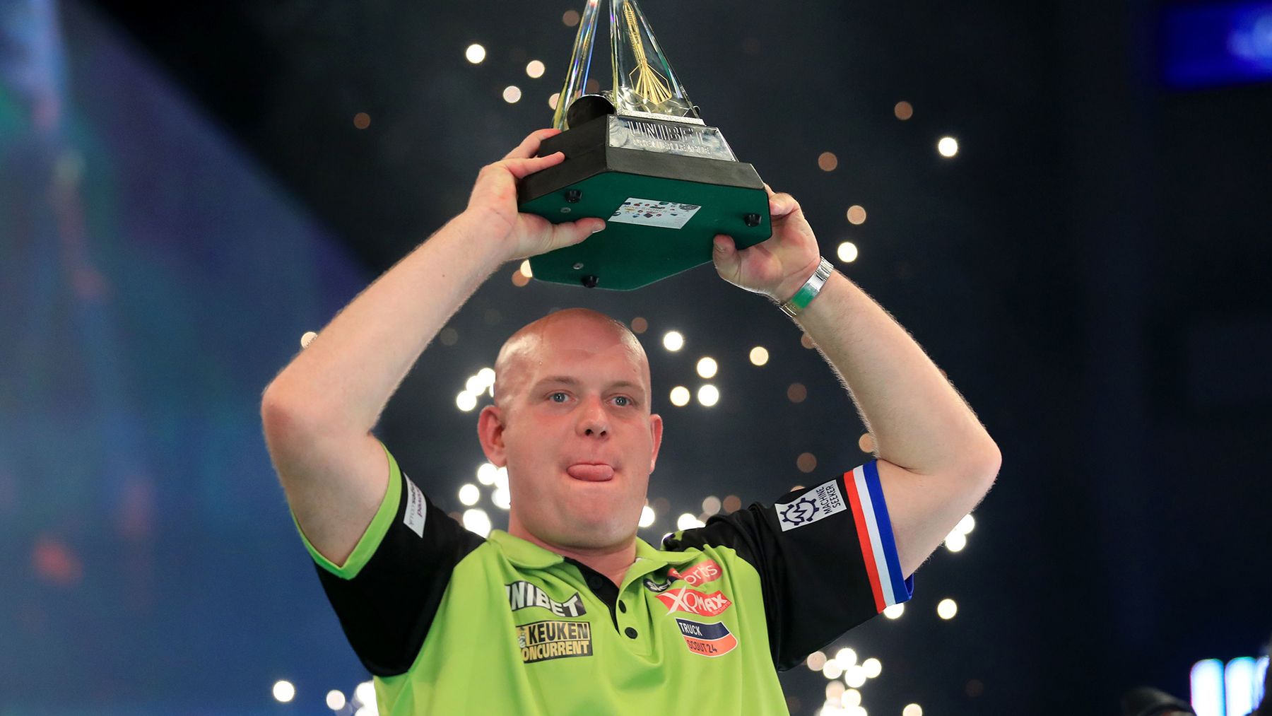 Premier League Darts Final recap: Michael van Gerwen beats Rob Cross 11-5 to win the title for a ...