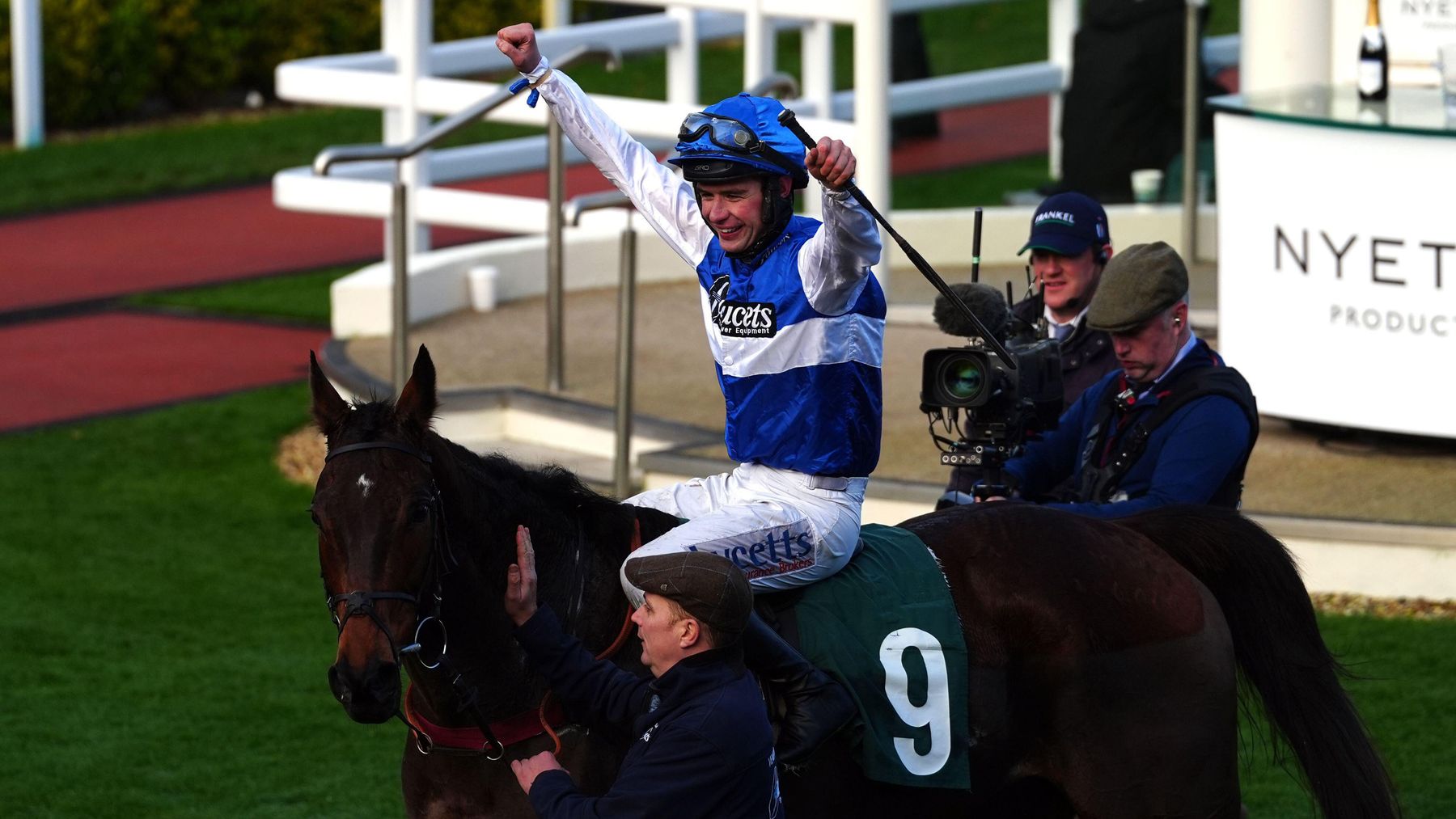 Venetia Williams form is red-hot after Gemirande wins at Cheltenham, so ...