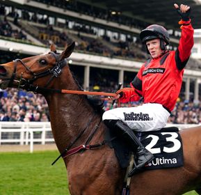 Lucinda Russell & Michael Scudamore Stable Tour: 2025/26 National Hunt ...