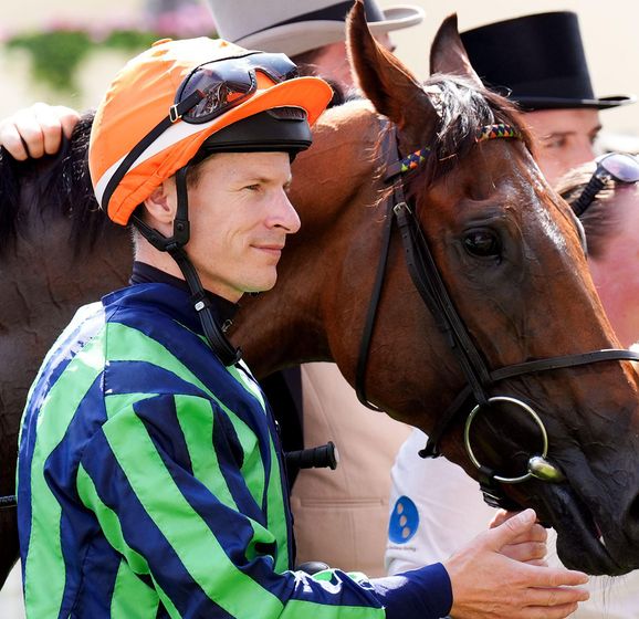 Harry Eustace has faith in Time For Sandals ahead of the Betfair Sprint ...