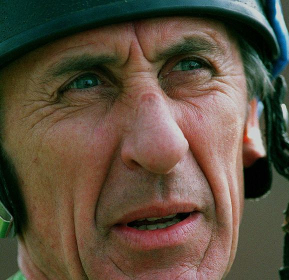 Ed Dunlop pays tribute to Bruce Raymond following death at the age of 82