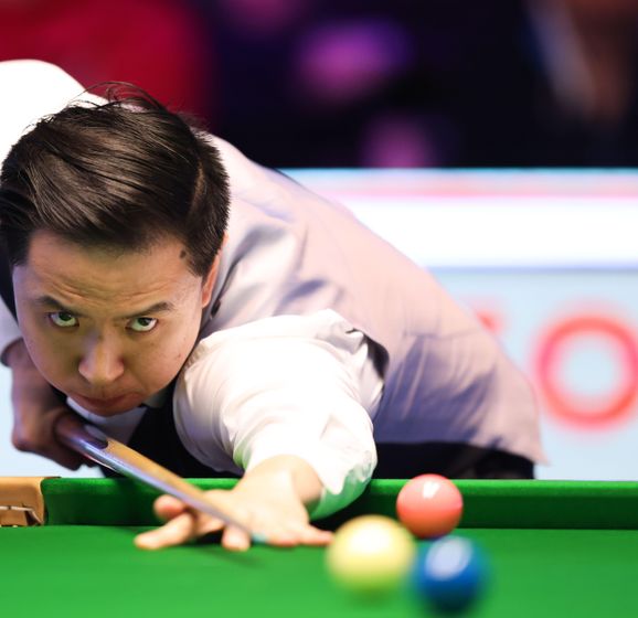 Xiao Guodong beats Gary Wilson to defend Wuhan Open title