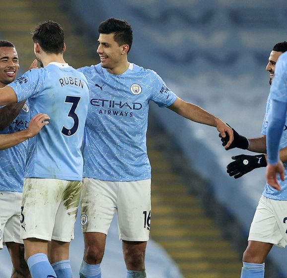 Who holds the record for most consecutive wins and how close are ...