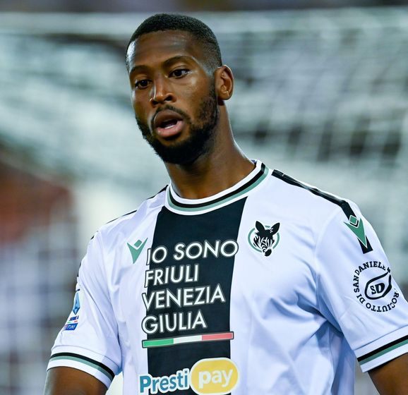 Everton complete the signing of Beto from Udinese