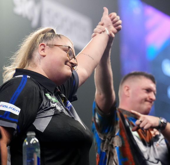 Darts results: Daryl Gurney beats Beau Greaves in World Championship ...