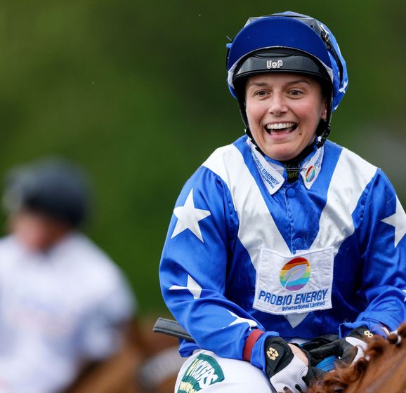 Heavenly Heather springs 200/1 surprise All-Weather Championships ...