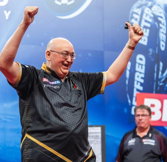 Darts results: Andrew Gilding wins maiden Players Championship 16 title ...