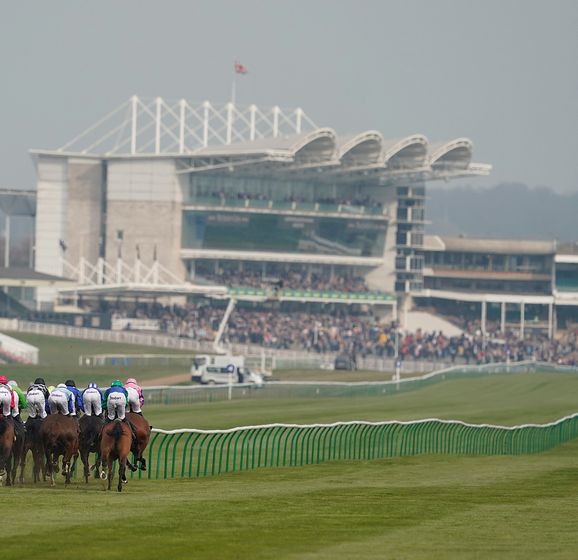 Patrick Owens takes out training licence to join Newmarket ranks