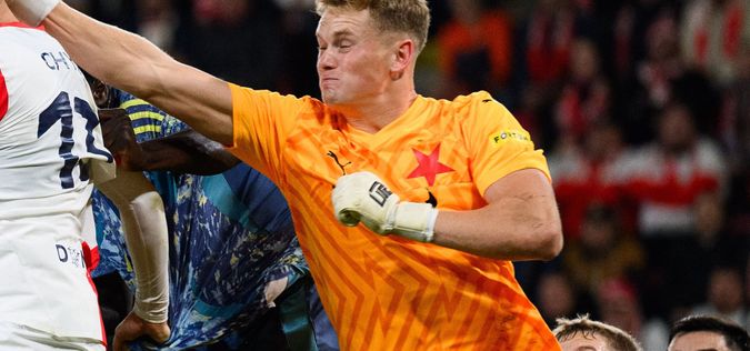 Antonin Kinsky: Tottenham sign Slavia Prague goalkeeper for £12.5m