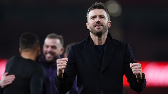 Manchester United: Michael Carrick signs two-year contract as manager