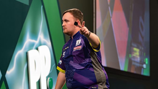 Darts results: 16-year-old Luke Littler reaches last 16 of the PDC ...