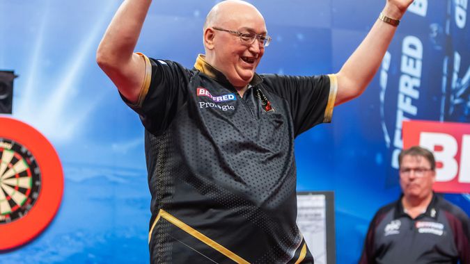 Darts results: Andrew Gilding wins maiden Players Championship 16 title ...