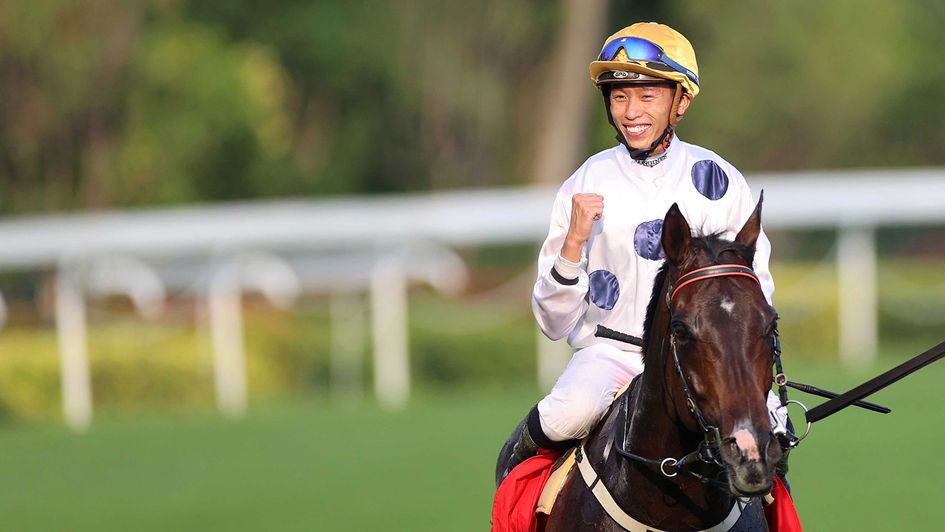 Golden Sixty won the Stewards' Cup at Sha Tin, one of the greatest ...